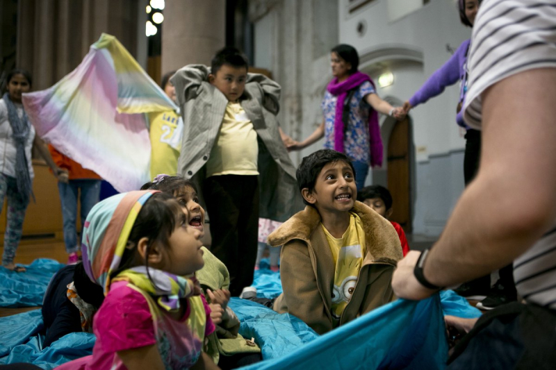 Porridge & Play • Licketyspit